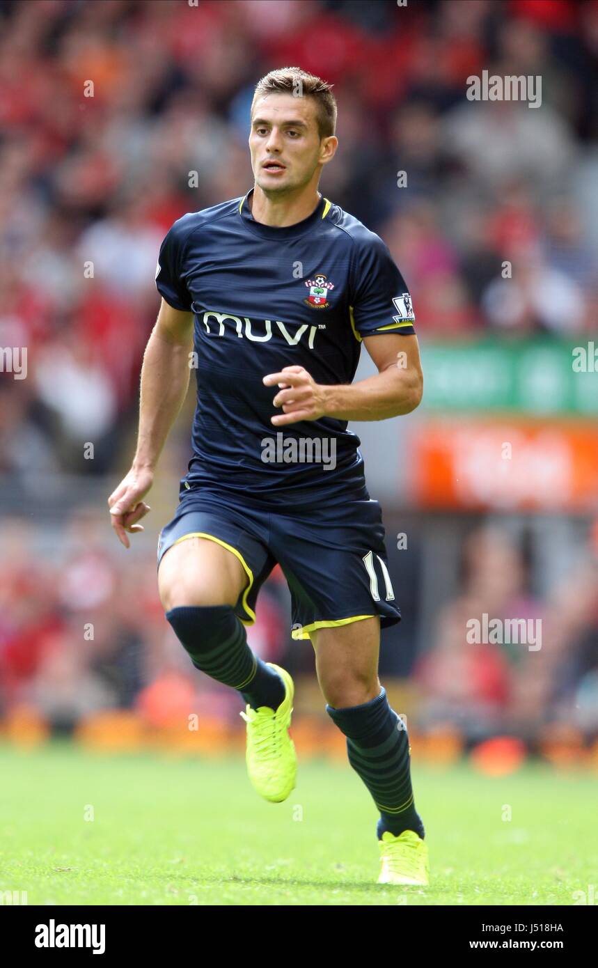 DUSAN TADIC SOUTHAMPTON FC SOUTHAMPTON FC ANFIELD LIVERPOOL ENGLAND 17 ...