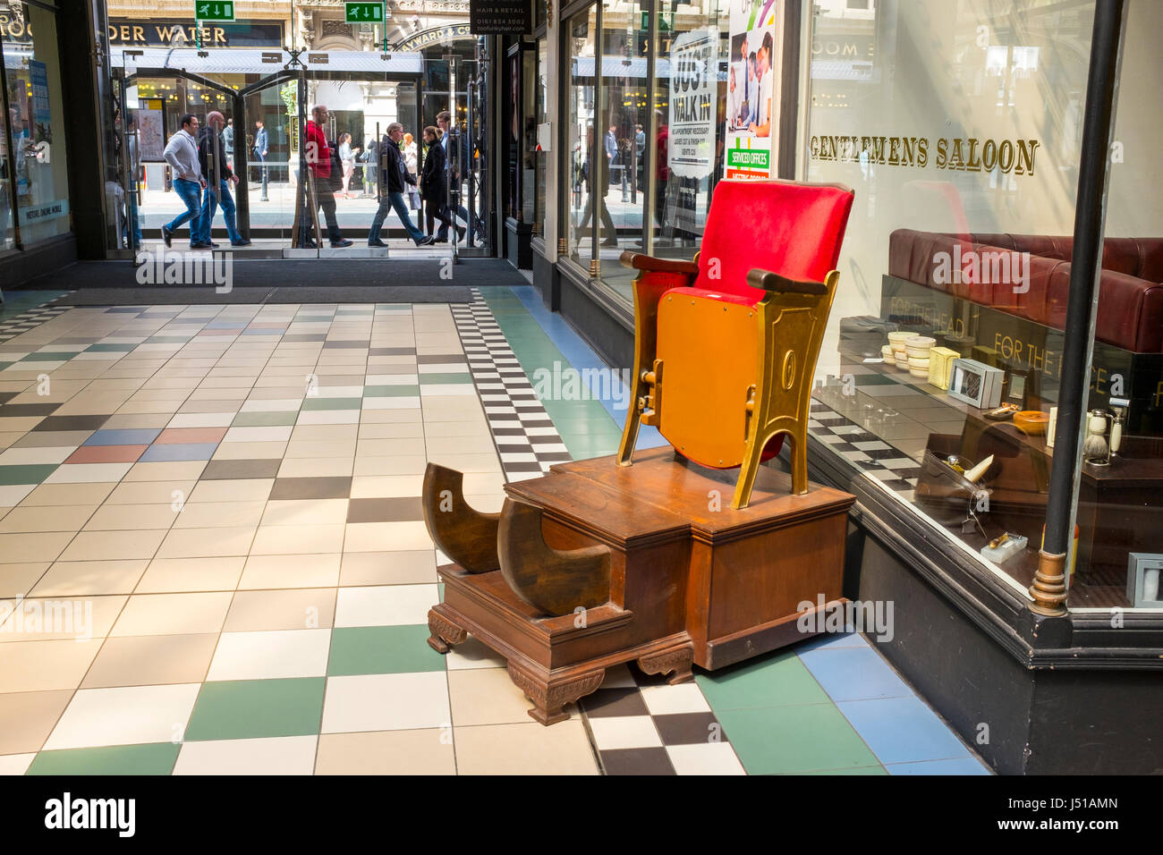 Old style shoeshine or gentlemens saloon chair in Barton Arcade ...