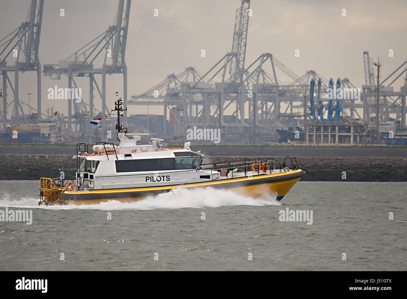 Pilot boat going fast Stock Photo - Alamy