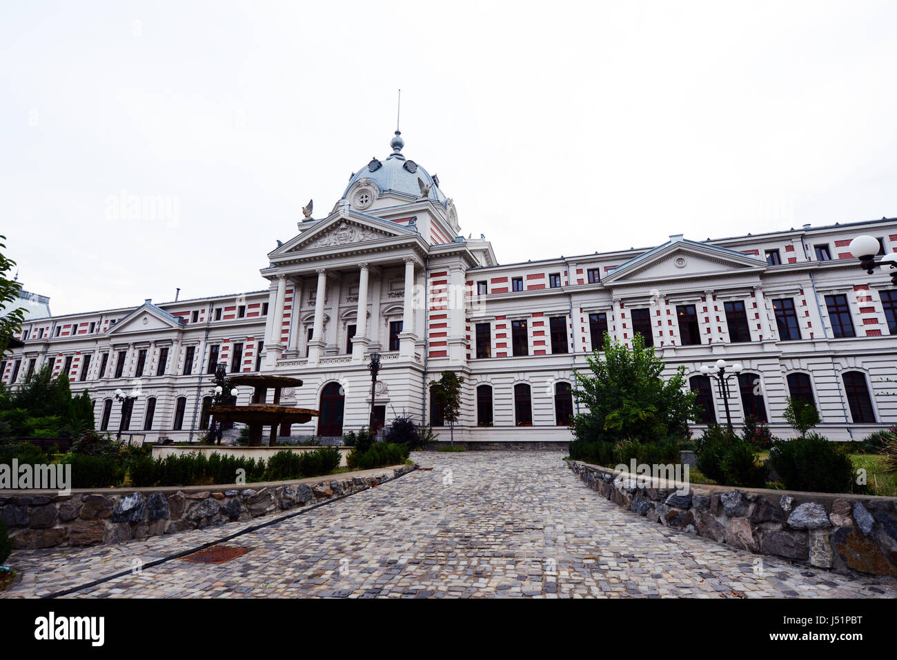 Colțea Hospital- A big hospital in a beautiful old building in ...