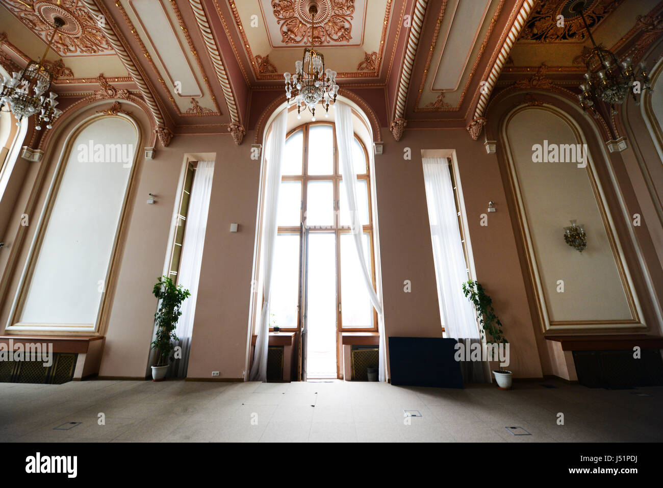 Bucharest palace of parliament interior hi-res stock photography and ...
