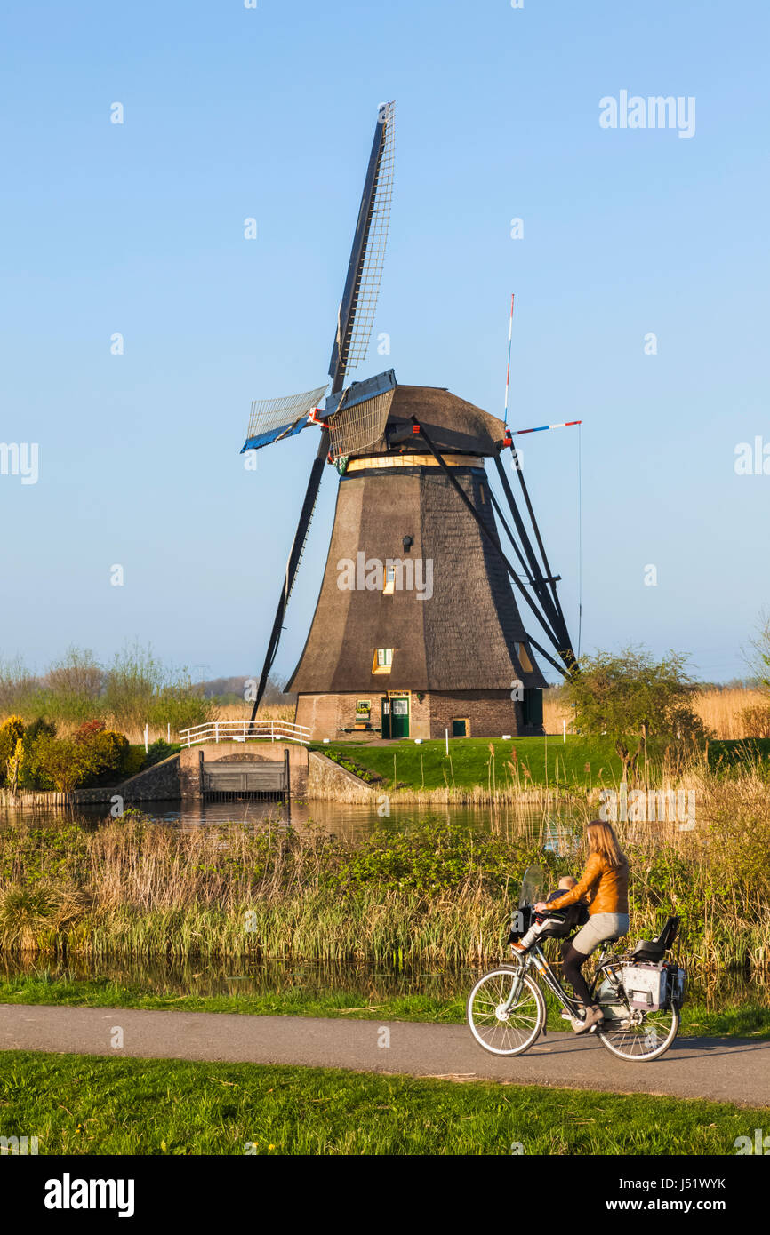 Europe, Netherlands, Alblasserdam, Kinderdijk, Windmills Stock Photo ...