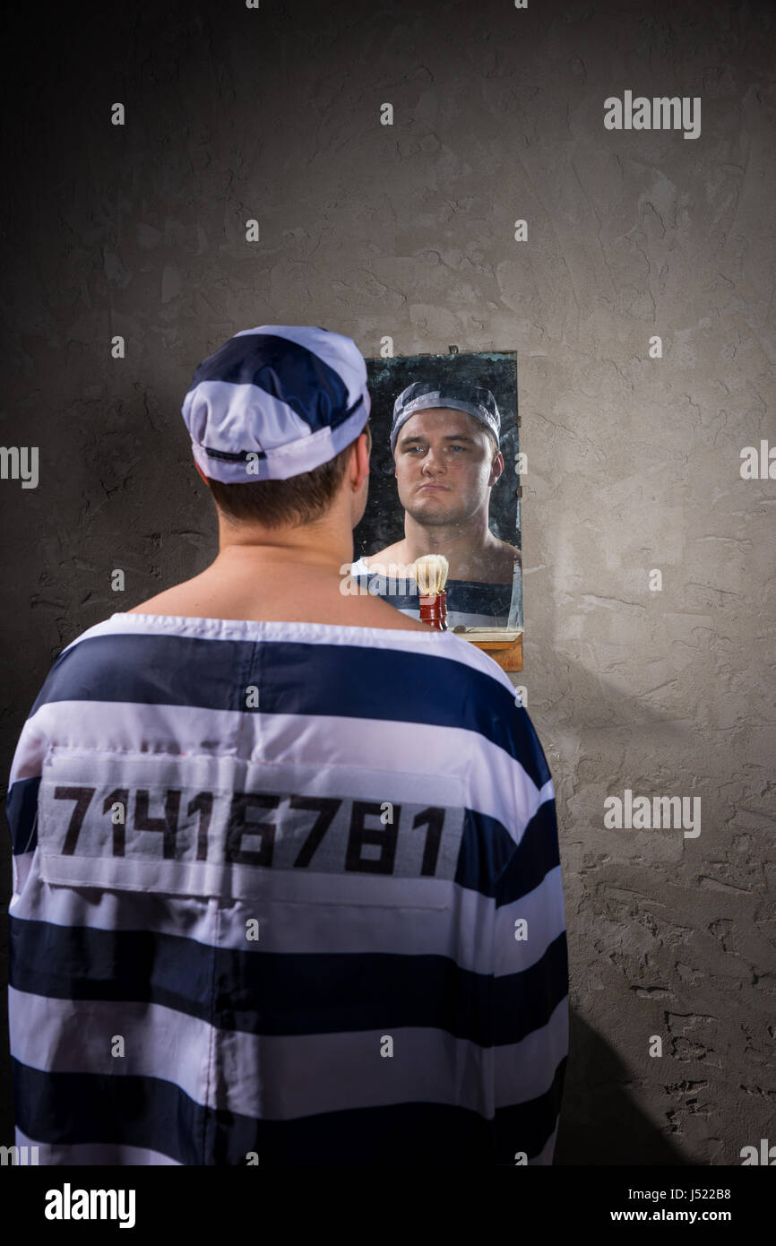 Angry prisoner hi-res stock photography and images - Alamy