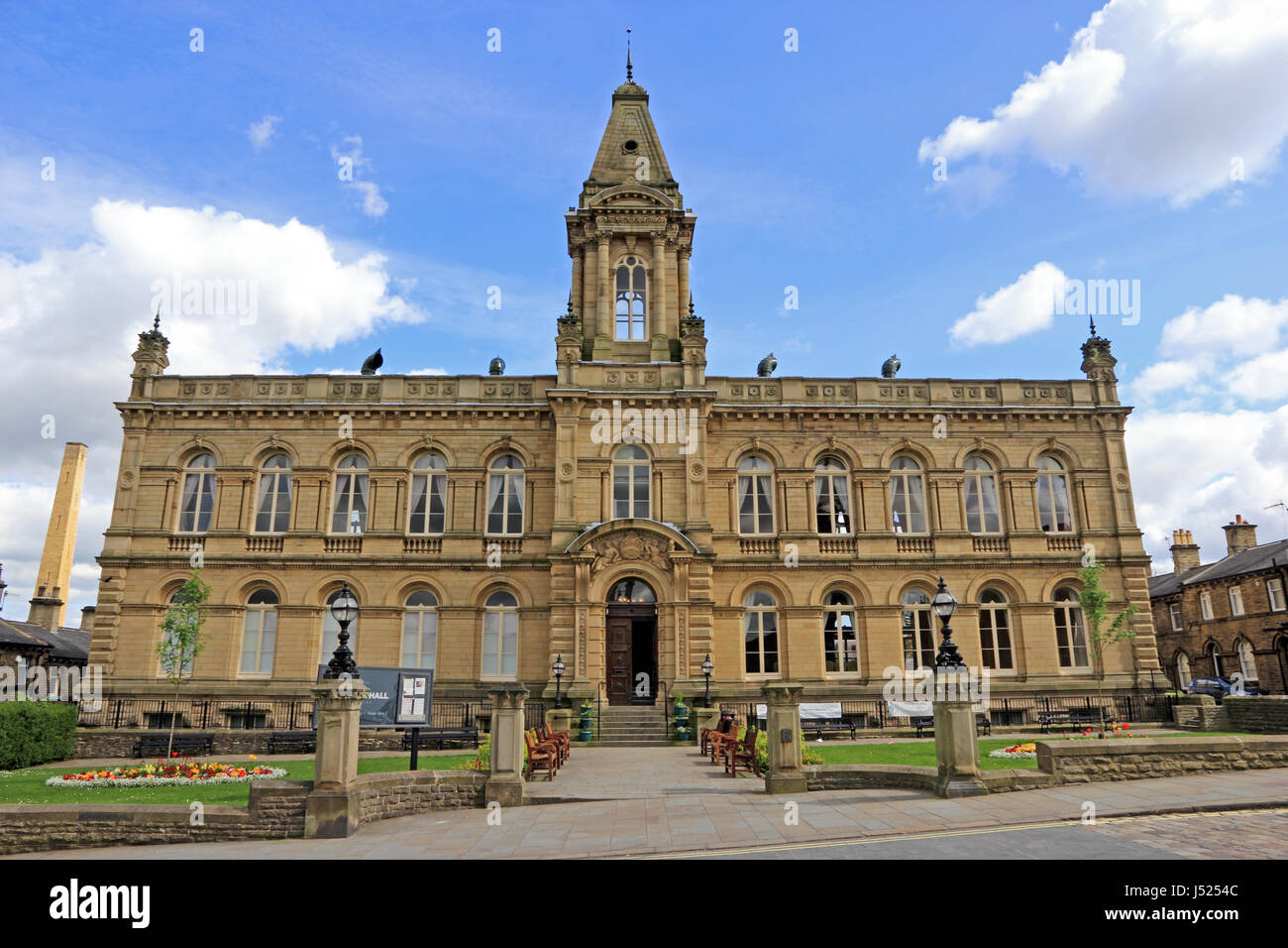 Victoria Hall, Saltaire, Bradford Stock Photo - Alamy