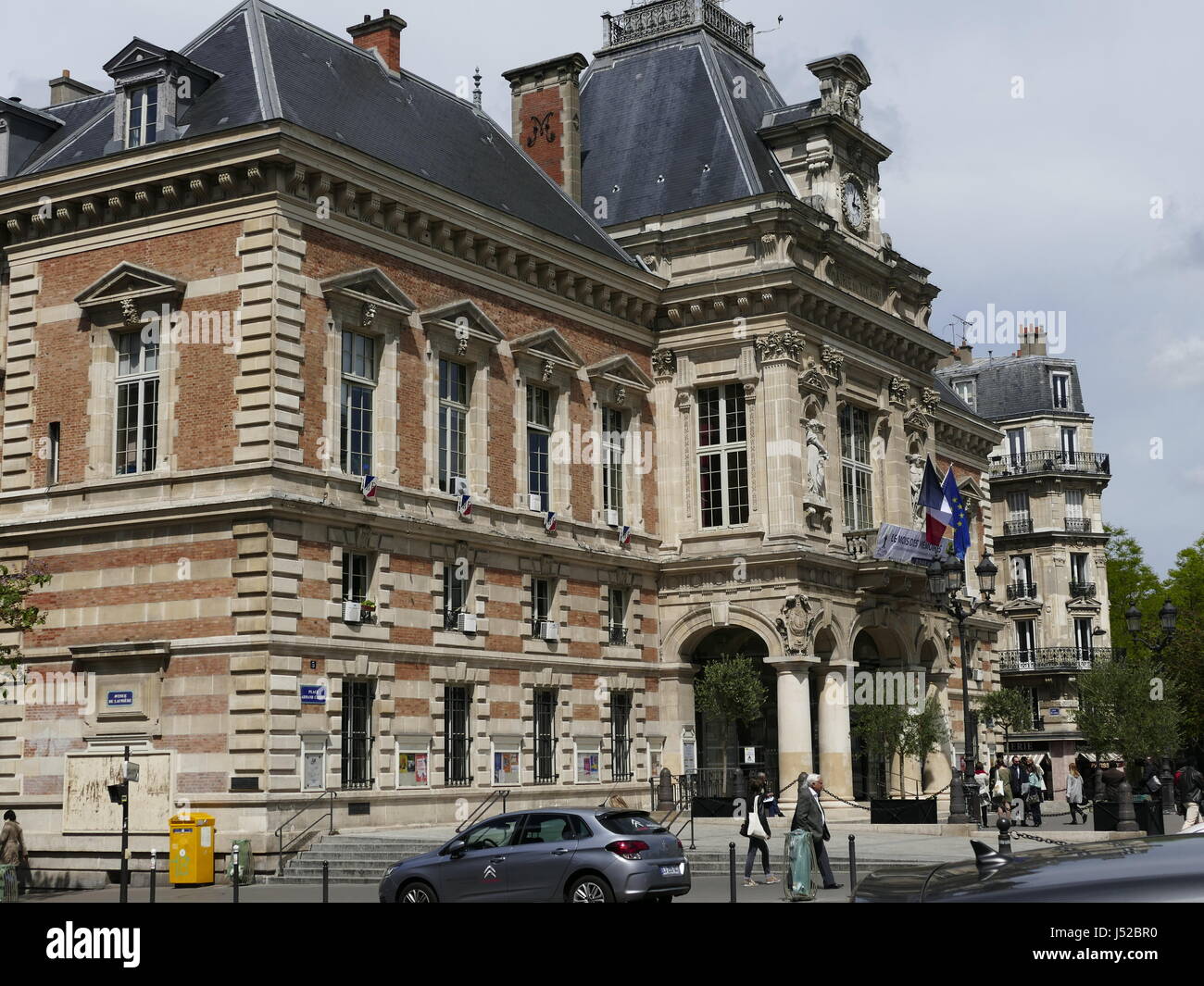 19th arrondissement hi-res stock photography and images - Alamy