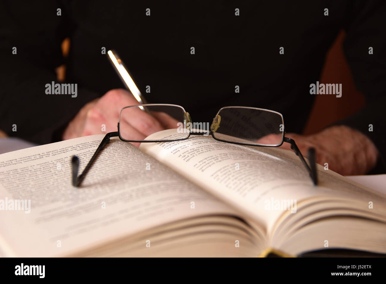 Vintage man desk relax hi-res stock photography and images - Alamy