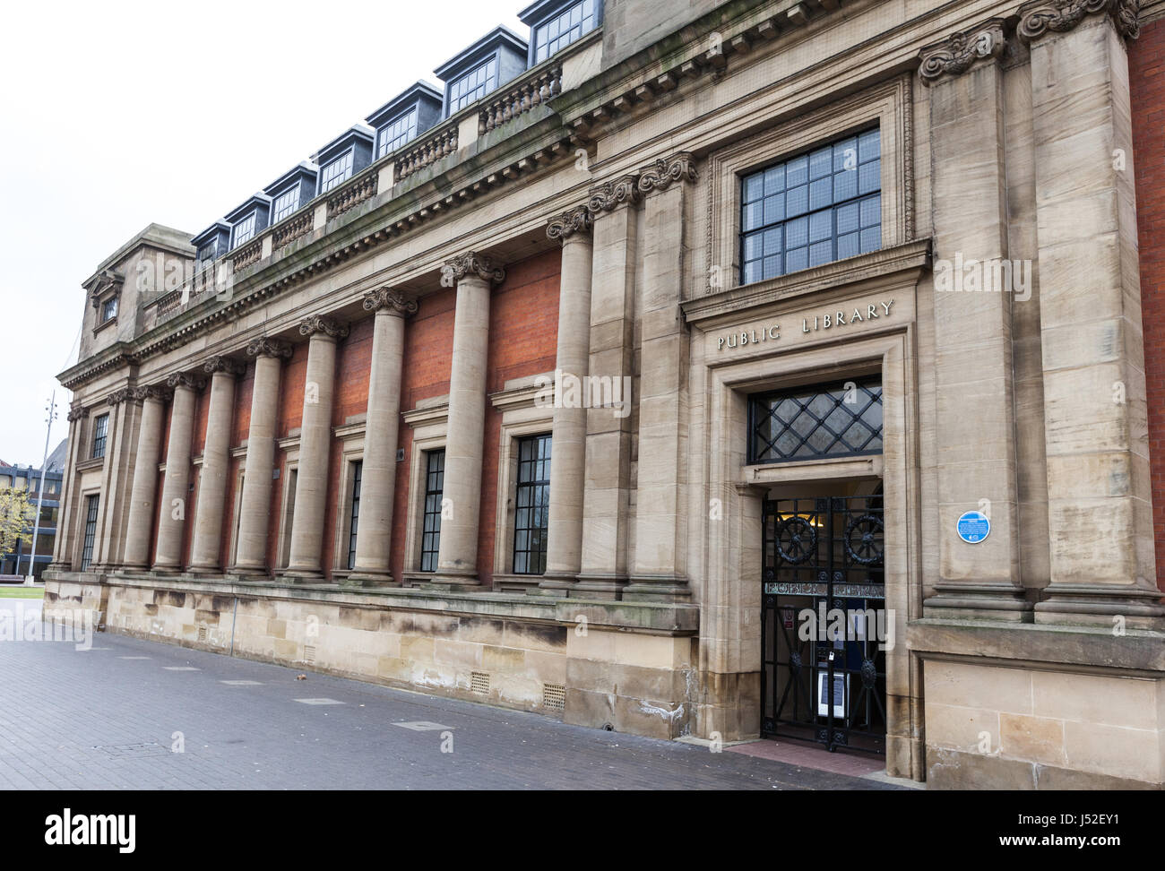 Middlesborough library hi-res stock photography and images - Alamy