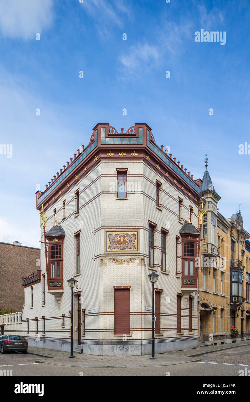4 seasons buildings in Zurenborg - art nouveau architecture, Berchem ...