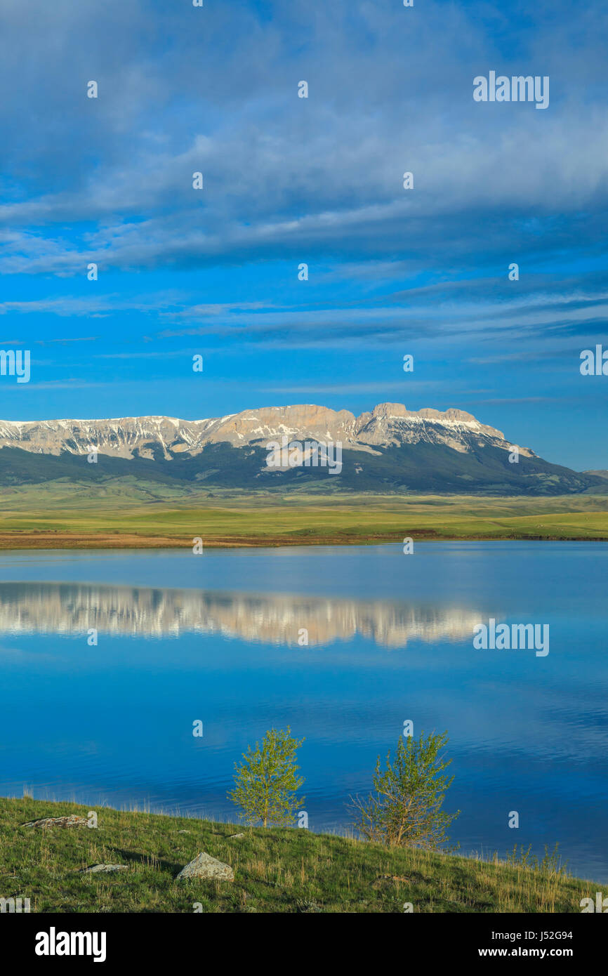 Wetland and sawtooth range hi-res stock photography and images - Alamy