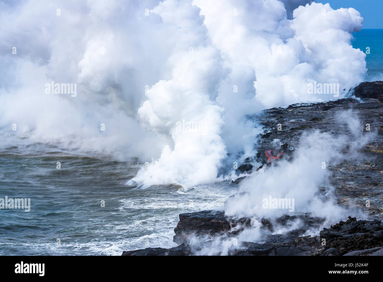 Steam cloud at the Kamokuna lava flow ocean entry, Hawaii Volcanoes ...