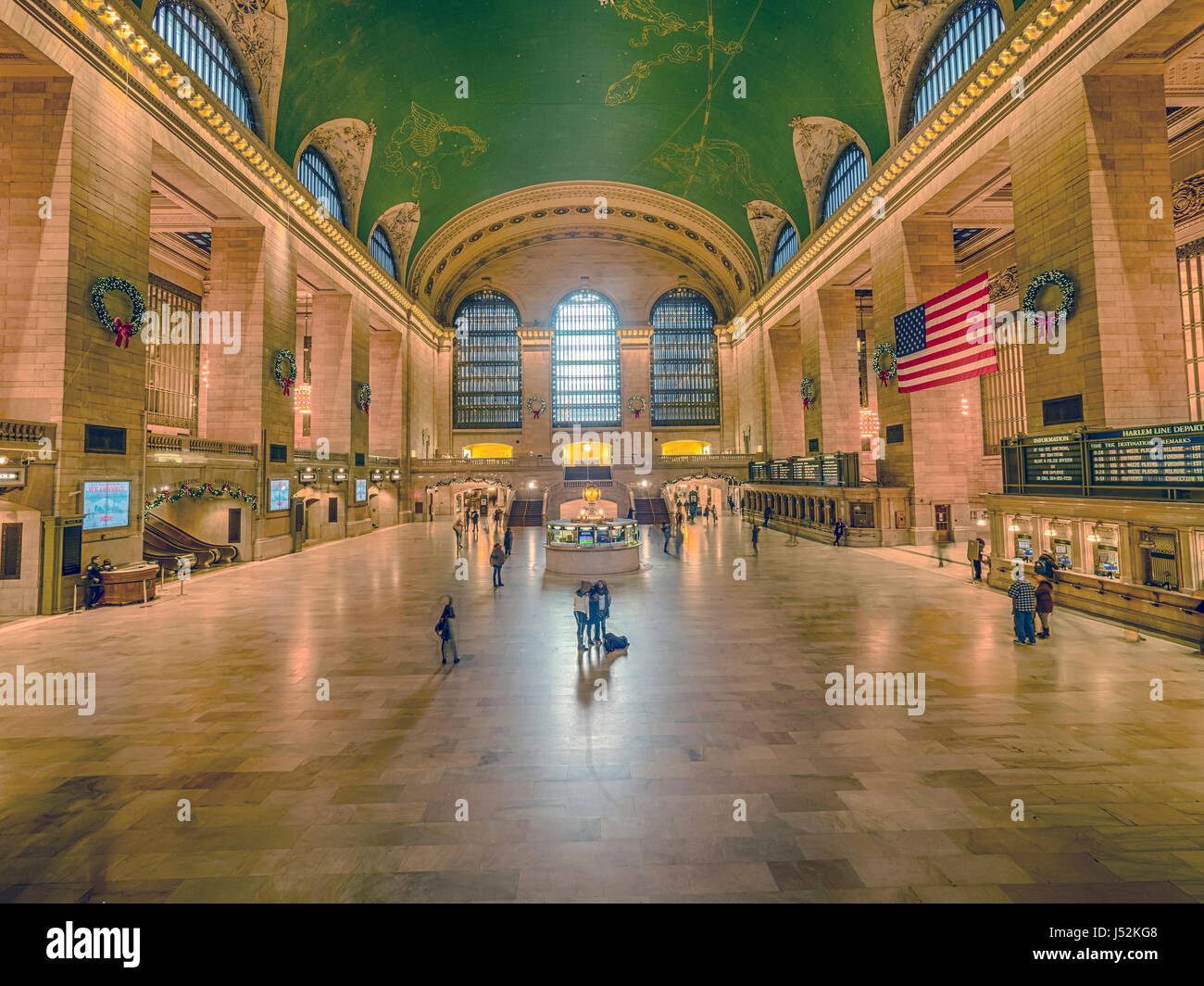 42nd street and park avenue hi-res stock photography and images - Alamy