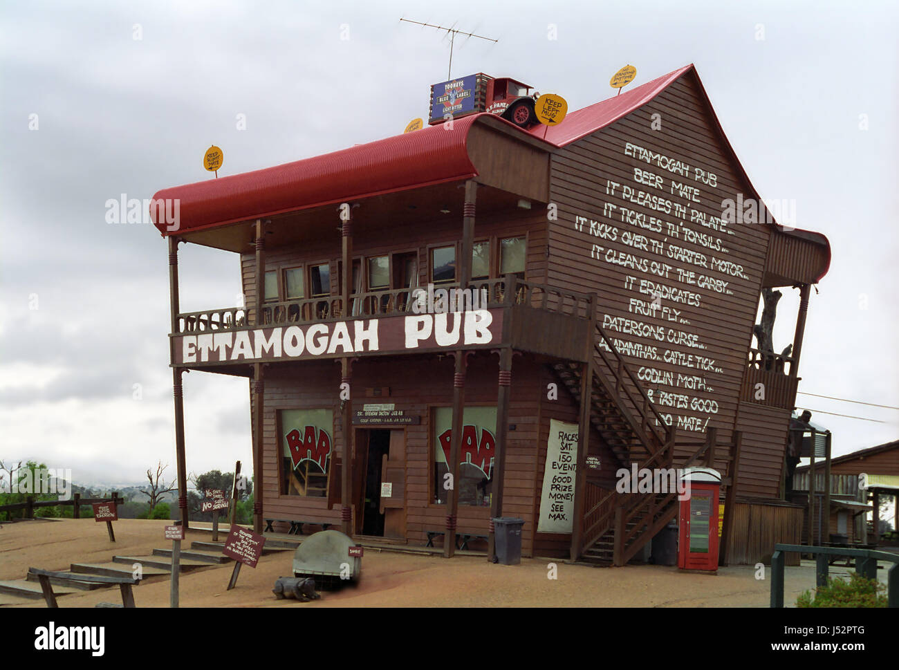 Ettamogah hotel High Resolution Stock Photography and Images - Alamy