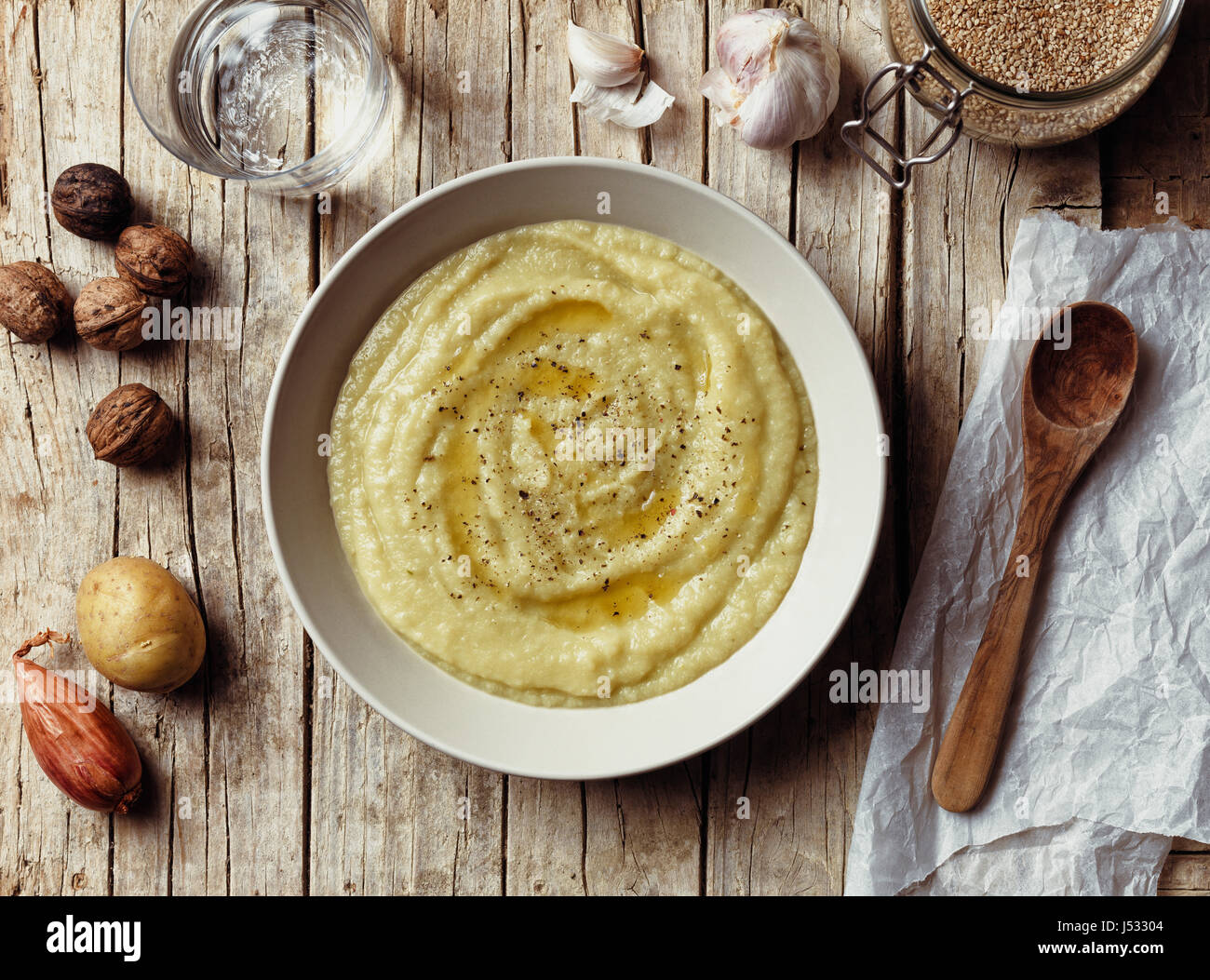 Cauliflower soup with olive oil and seaweed salt Stock Photo - Alamy