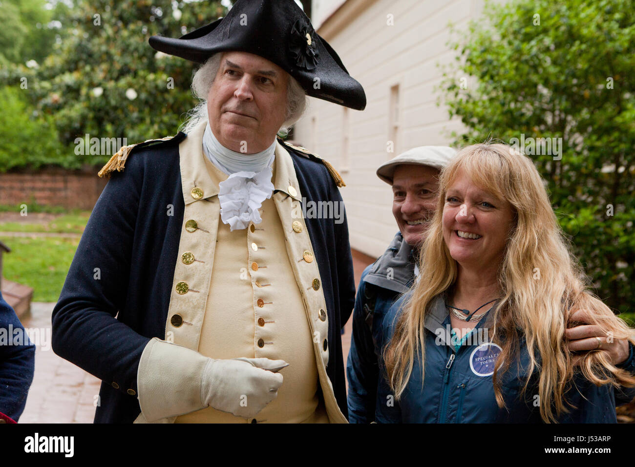 George Washington re-enactor (Dean Malissa) posing for picture with ...