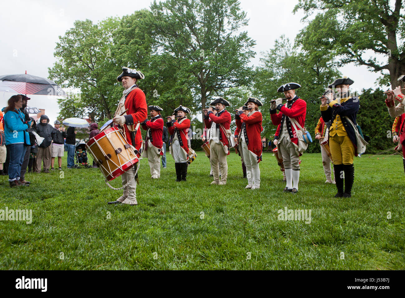 Drum and fife hi-res stock photography and images - Alamy