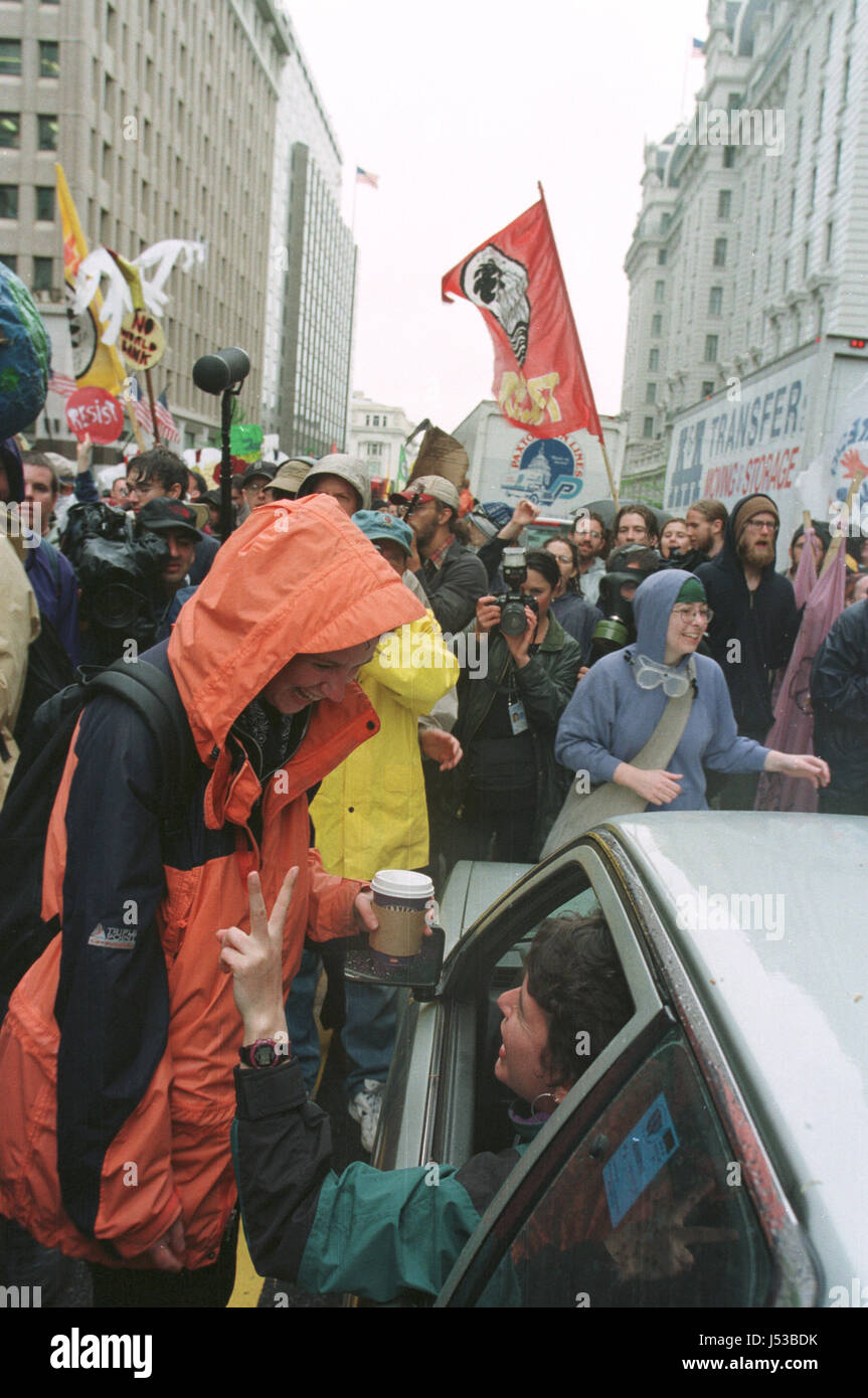 Protesters block streets and protest against banks and globalization ...