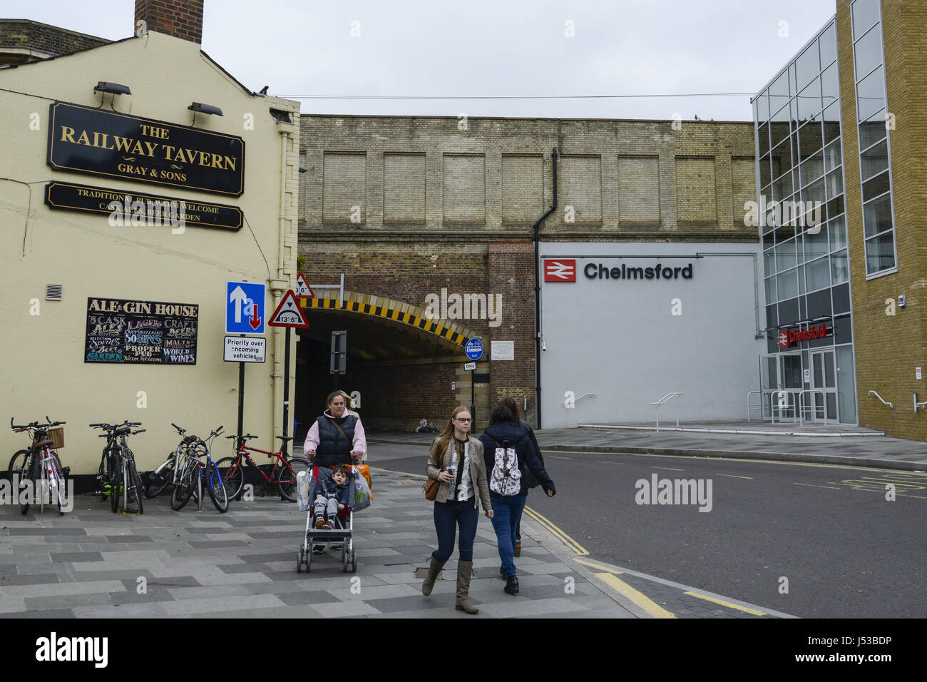 Chelmsford Railway Station High Resolution Stock Photography and Images ...