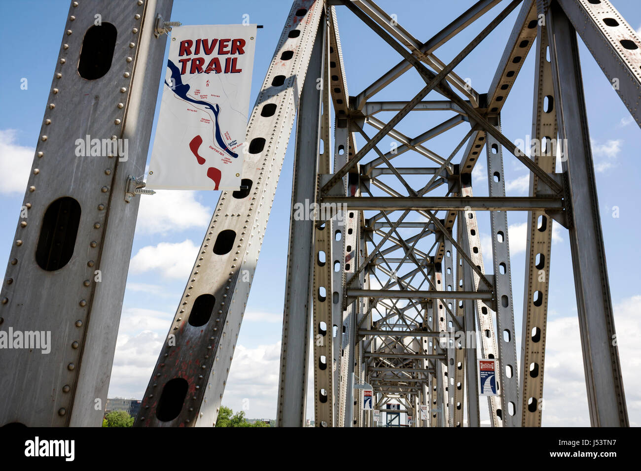Rail bridge over a river High Resolution Stock Photography and Images ...