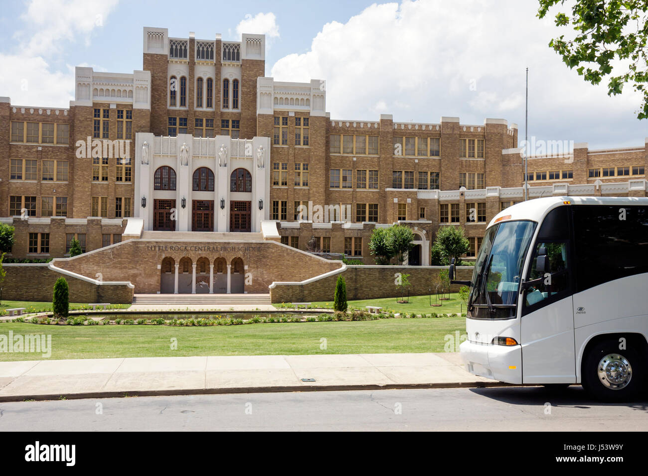 Little Rock Arkansas,Central High School,1957 desegregation crisis ...
