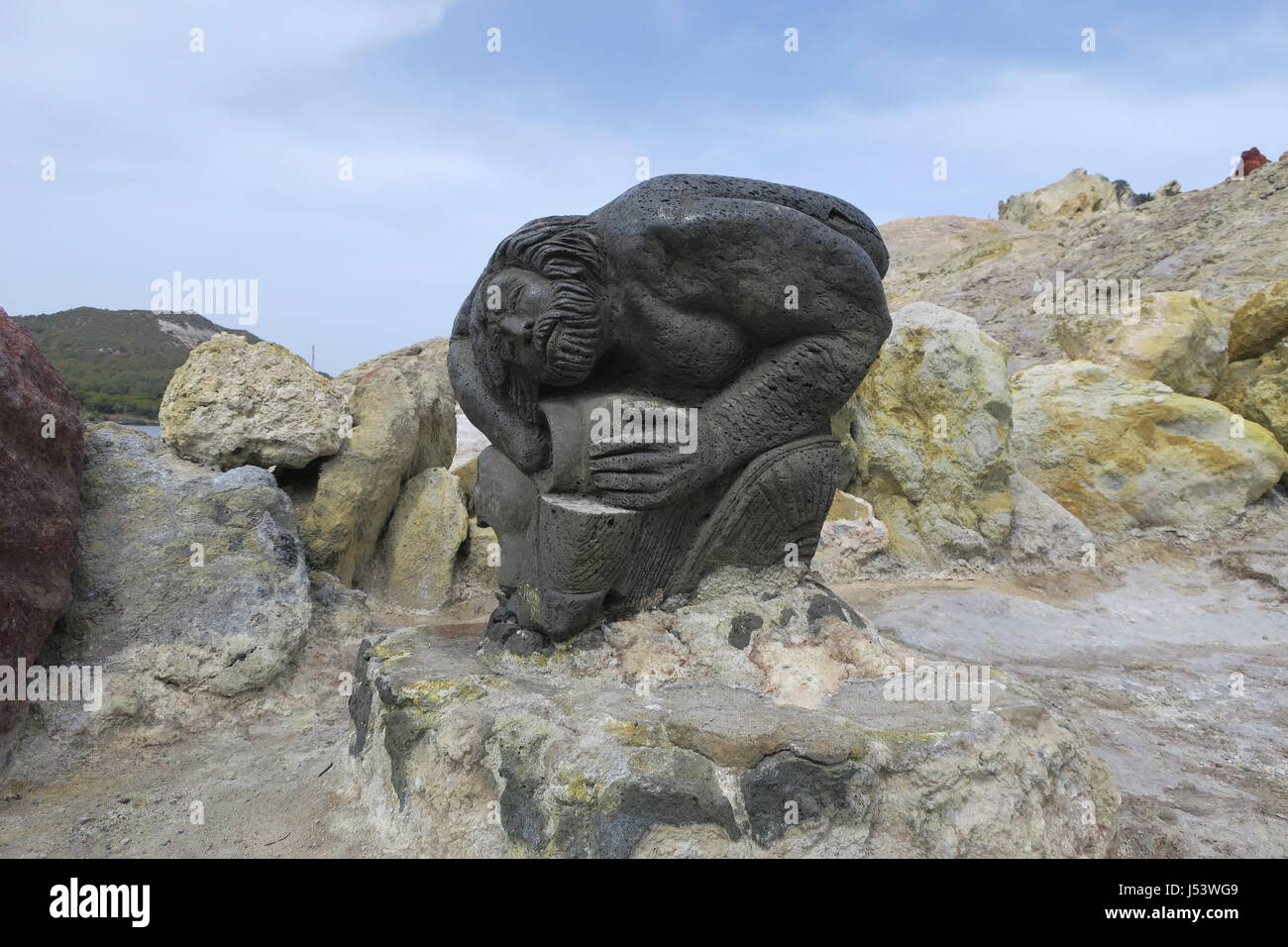 Vulcano statue hi-res stock photography and images - Alamy