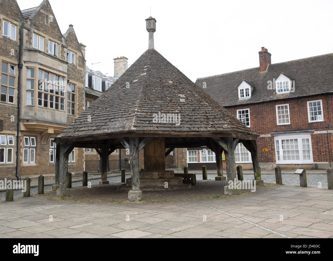 Oakham butter cross hi-res stock photography and images - Alamy
