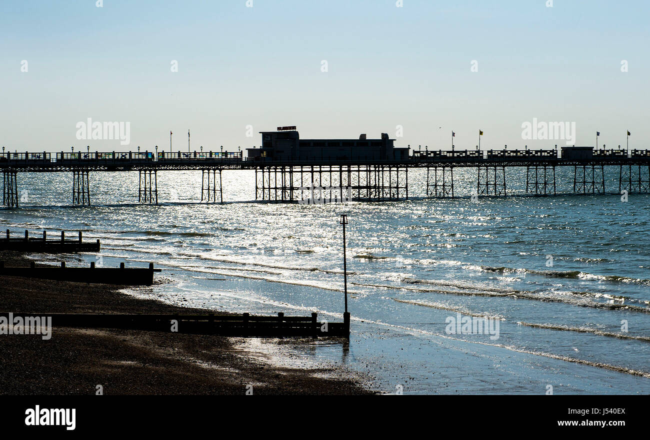 Worthing West Sussex UK - Worthing beach and Pier Stock Photo - Alamy