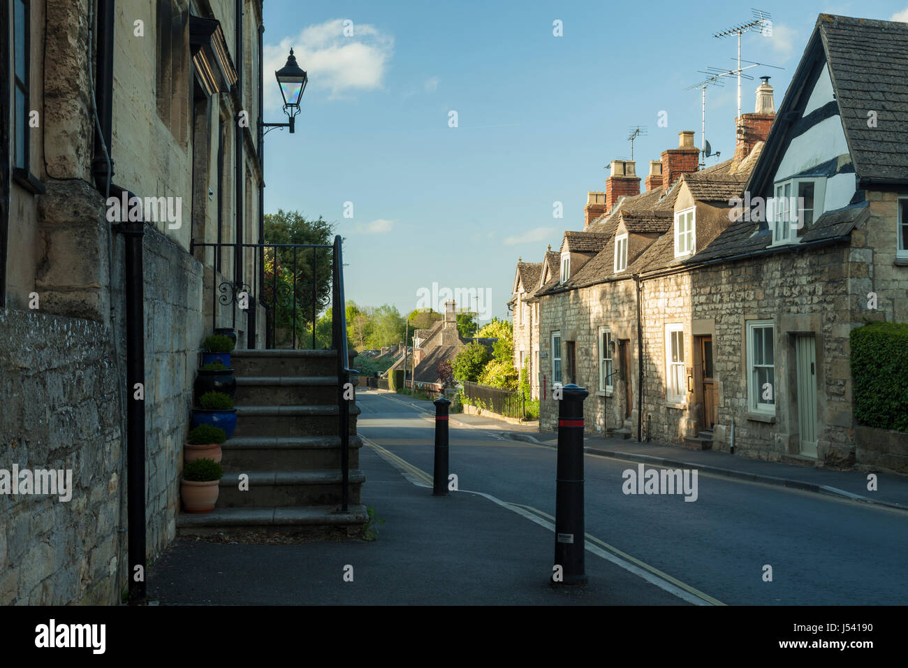 Spring afternoon in the Cotswolds town of Winchcombe, Gloucestershire ...