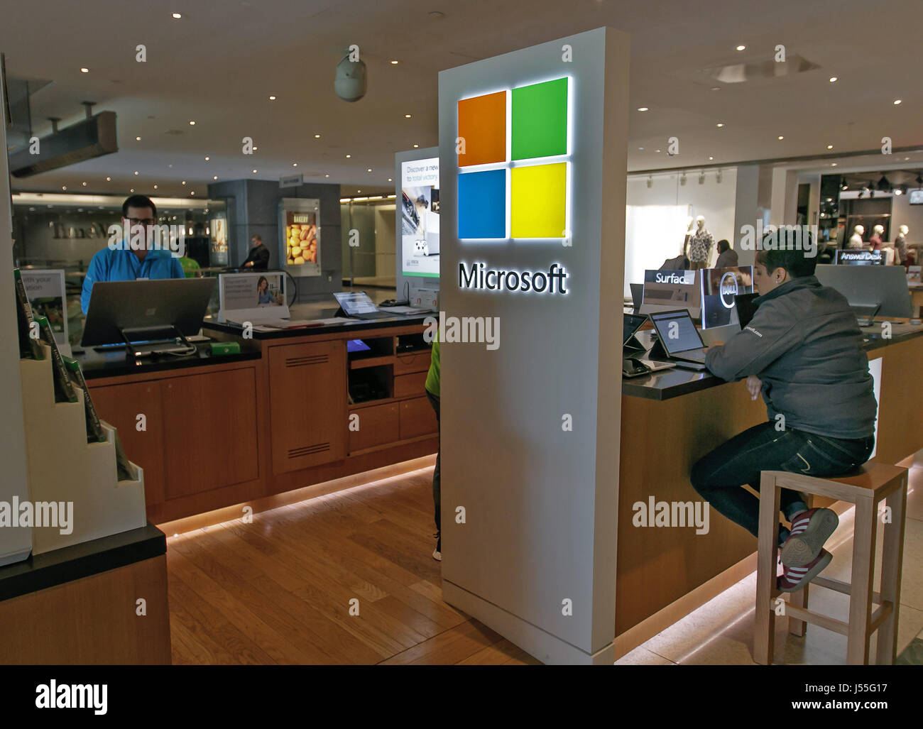 New York, May 08, 2017: People are using computers at a Microsoft ...