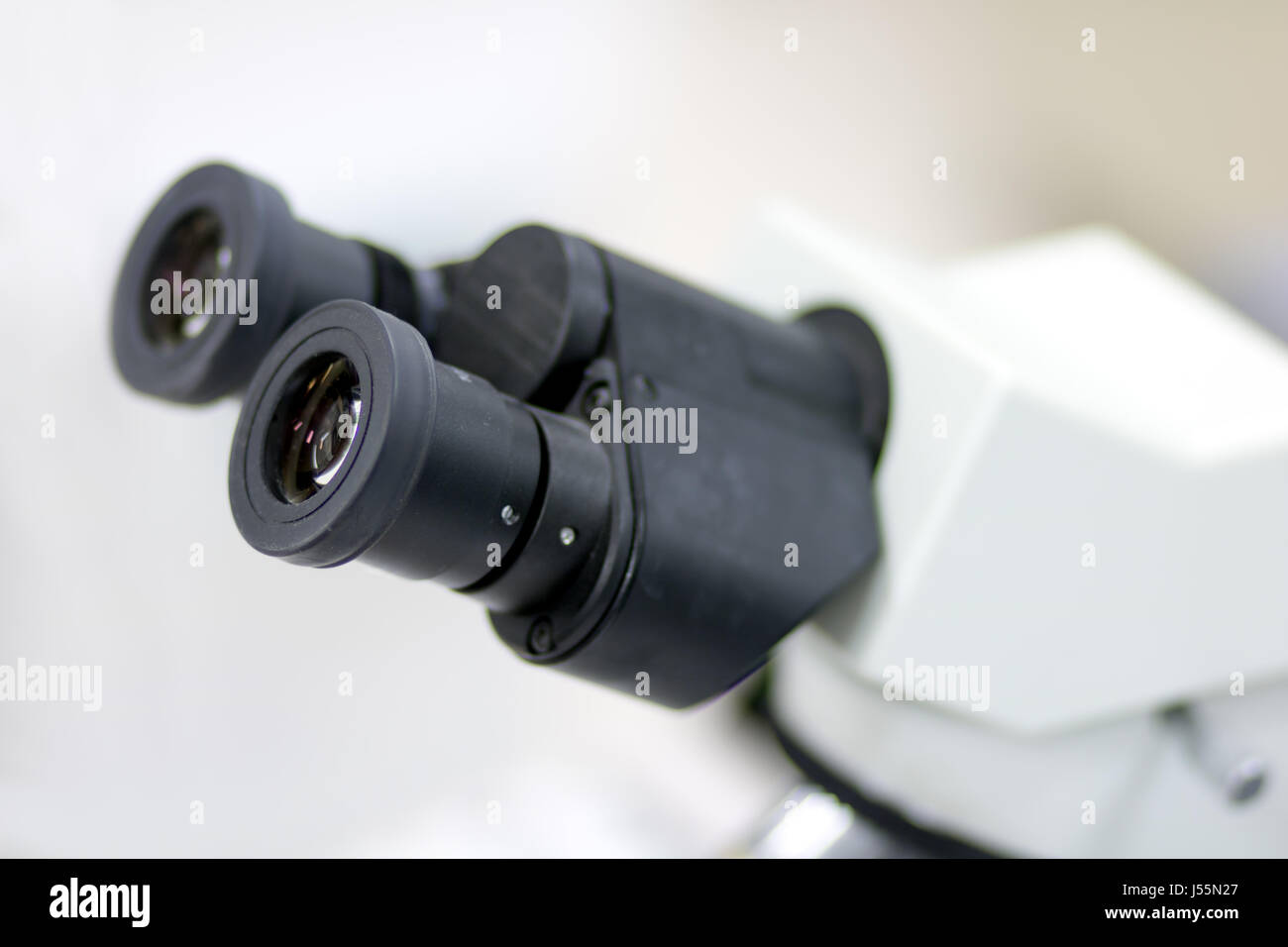 Microscope biological lab hi-res stock photography and images - Alamy