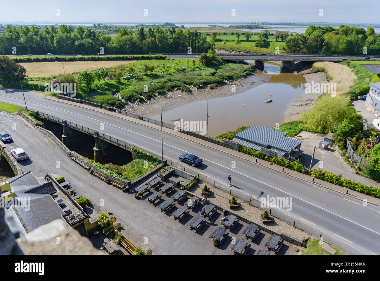 Bunratty castle aerial hi-res stock photography and images - Alamy