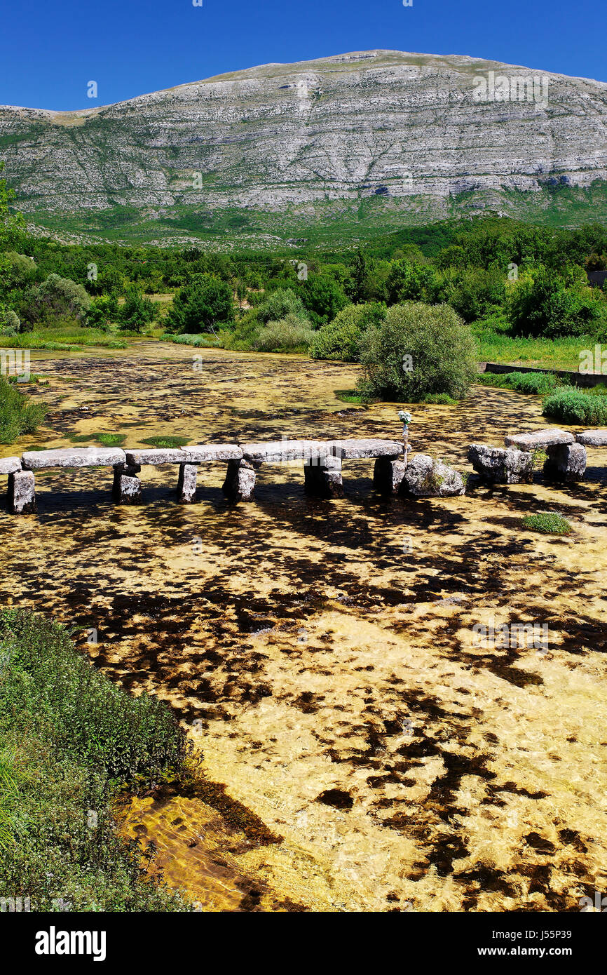 Ancient bridge ocross the Cetina River, Croatia Stock Photo - Alamy