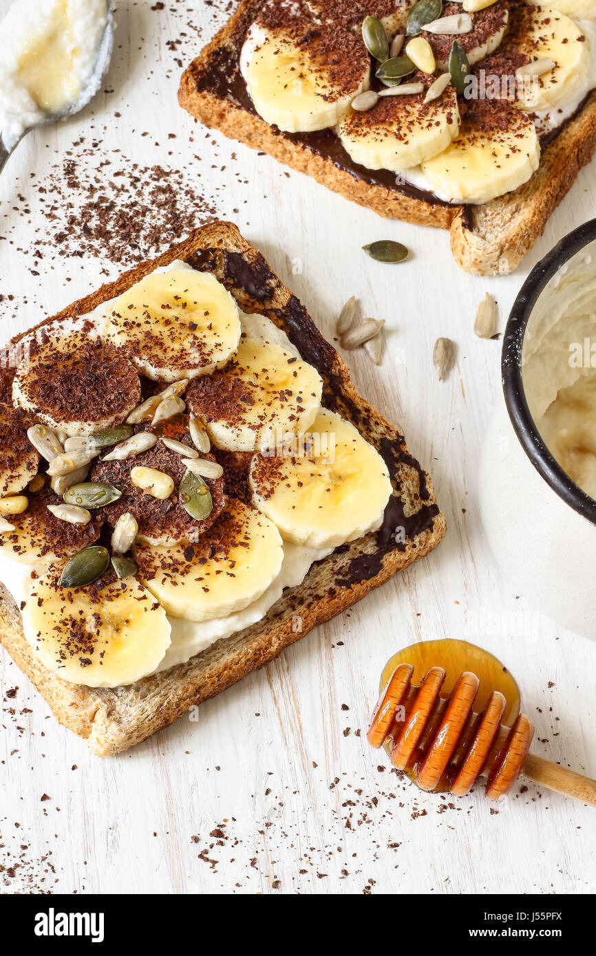 Breakfast Chocolate Banana Toast Stock Photo - Alamy