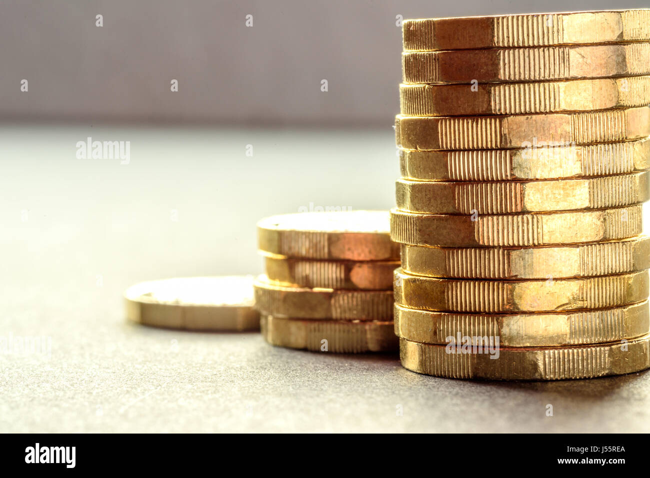 New British One Pound Sterling Coin Chart Rate Stock Photo - Alamy