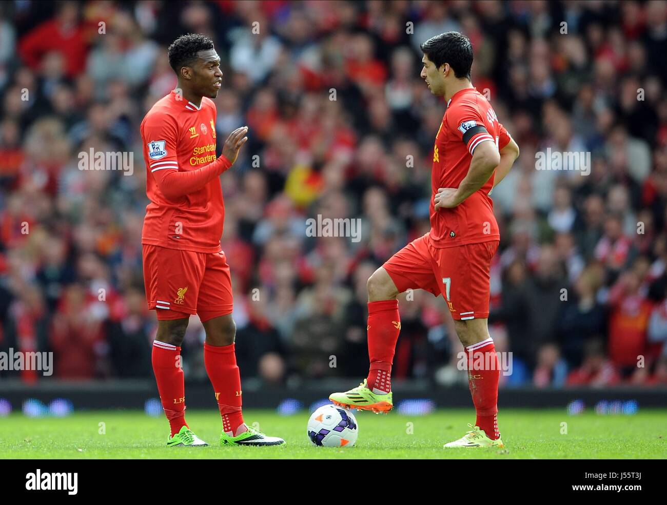 Sturridge suarez hi-res stock photography and images - Alamy