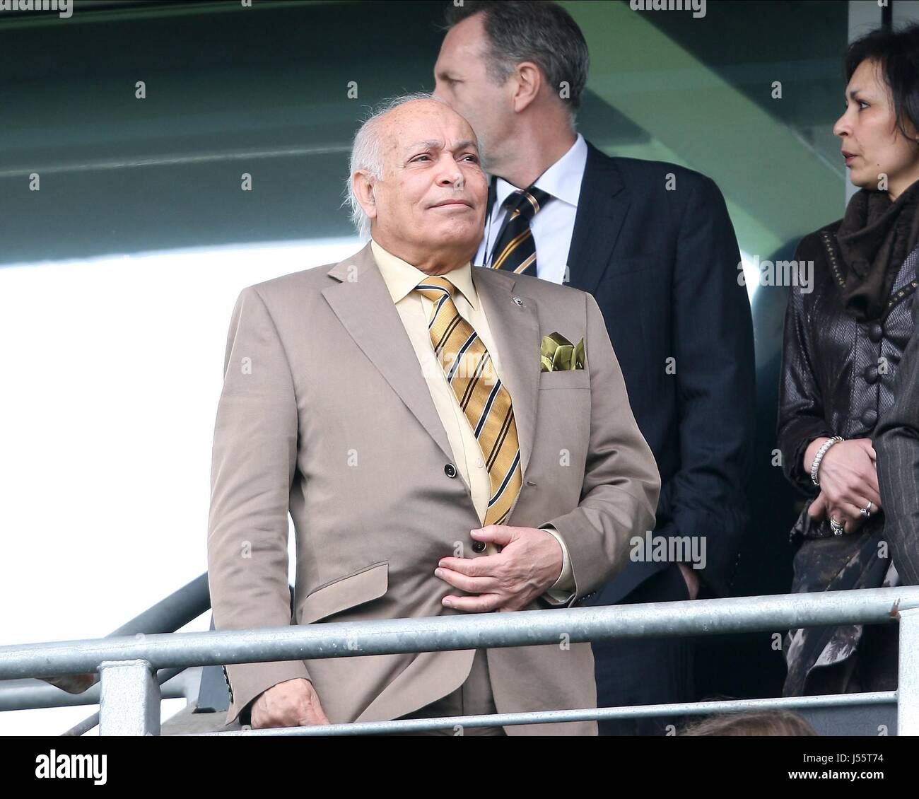 ASSEM ALLAM HULL CITY FC OWNER HULL CITY FC OWNER KC STADIUM HULL ...