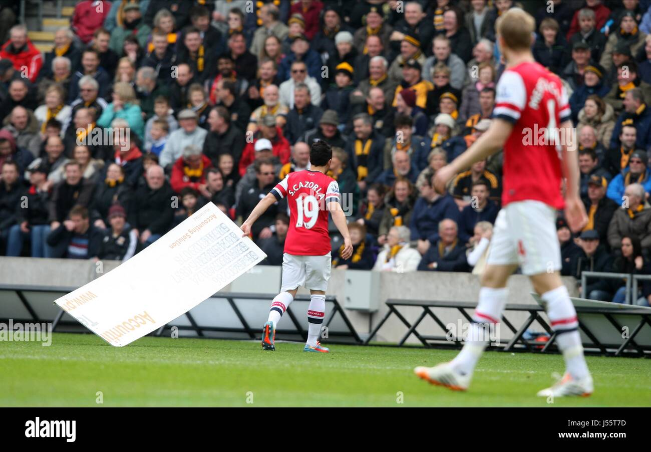 Football advertising england hi-res stock photography and images - Alamy