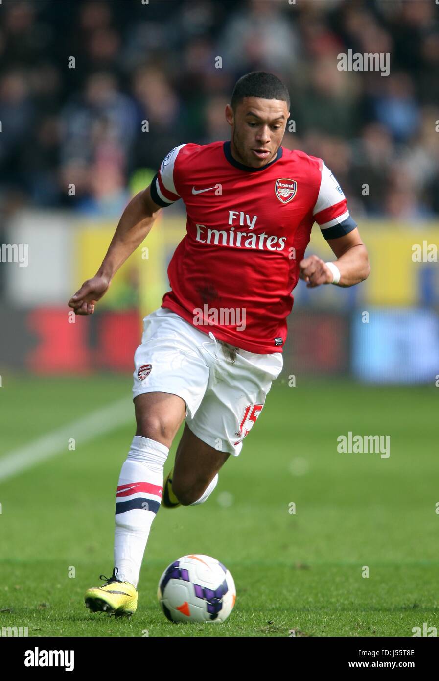 ALEX OXLADE-CHAMBERLAIN ARSENAL FC ARSENAL FC KC STADIUM HULL ENGLAND ...