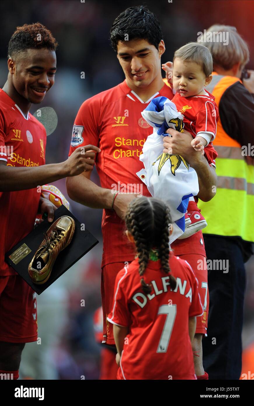 STERLING SUAREZ SON LIVERPOOL FC LIVERPOOL FC ANFIELD LIVERPOOL ENGLAND ...