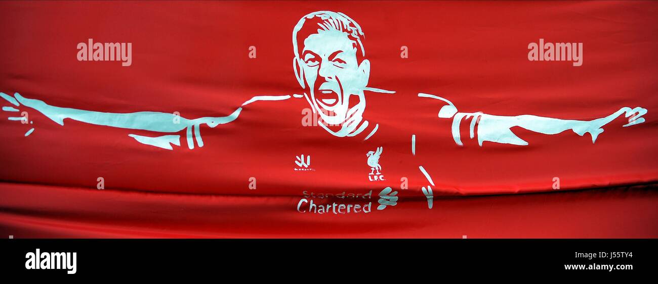 STEVEN GERRARD BANNER, LIVERPOOL FC, LIVERPOOL FC V NEWCASTLE UNITED FC ...