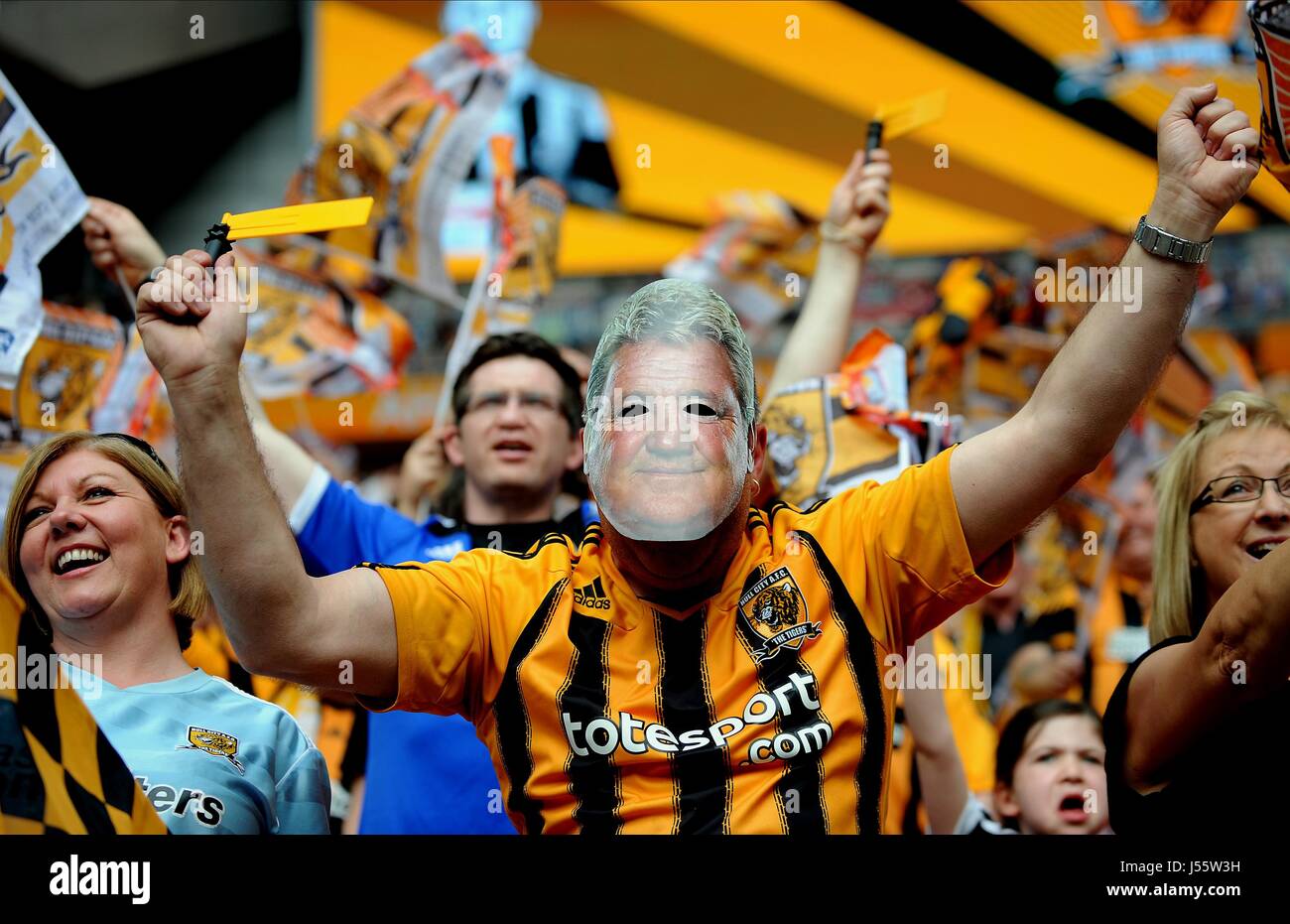Hull Fc Fan High Resolution Stock Photography and Images - Alamy