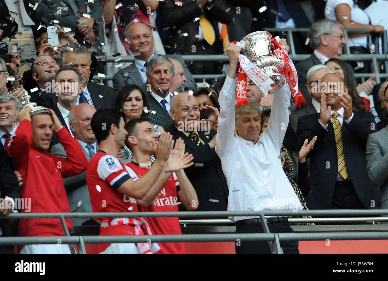 Premier League Trophy Arsenal