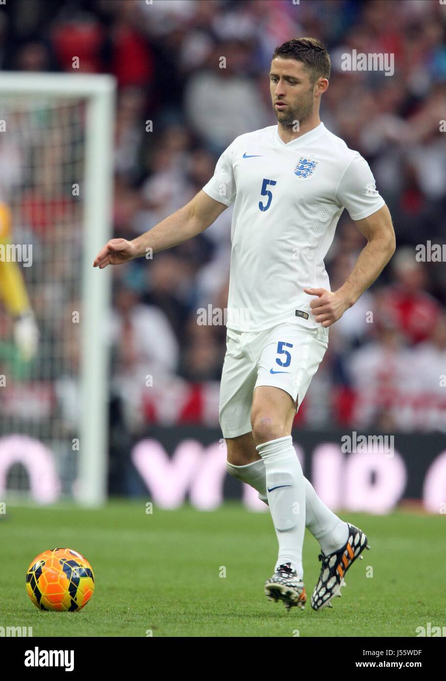 GARY CAHILL ENGLAND CHELSEA FC ENGLAND & CHELSEA FC WEMBLEY STADIUM ...