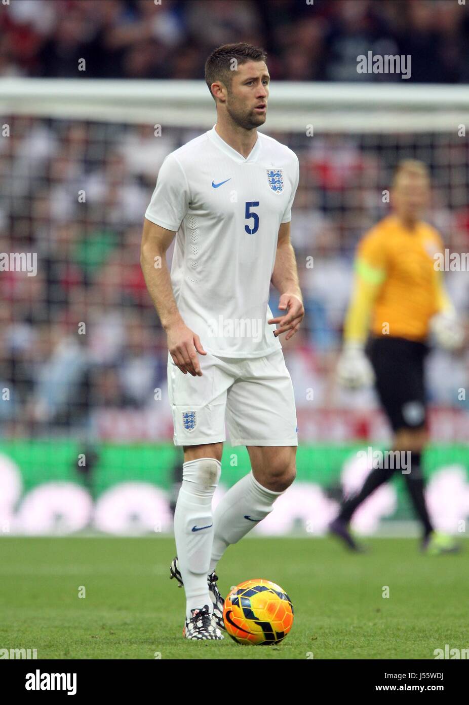 GARY CAHILL ENGLAND CHELSEA FC ENGLAND & CHELSEA FC WEMBLEY STADIUM ...