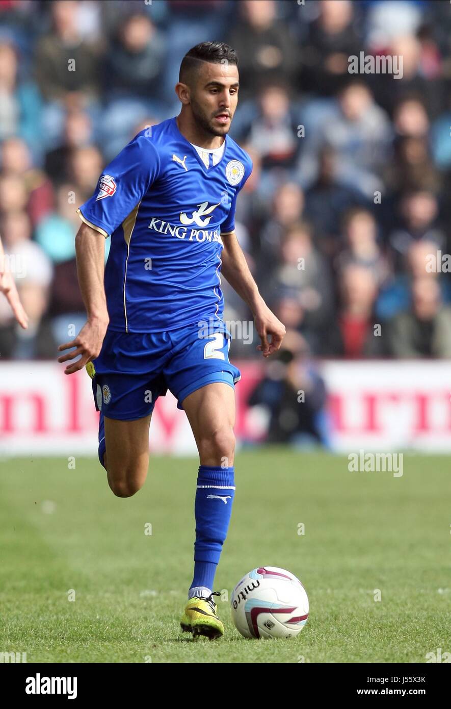 RIYAD MAHREZ LEICESTER CITY FC LEICESTER CITY FC TURF MOOR BURNLEY ...