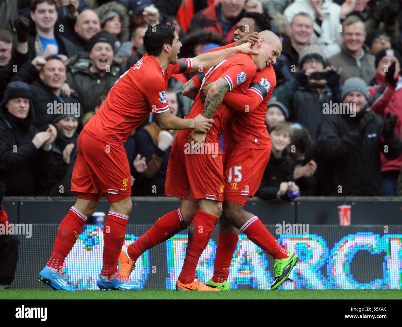 Daniel agger liverpool 2014 hi-res stock photography and images - Alamy