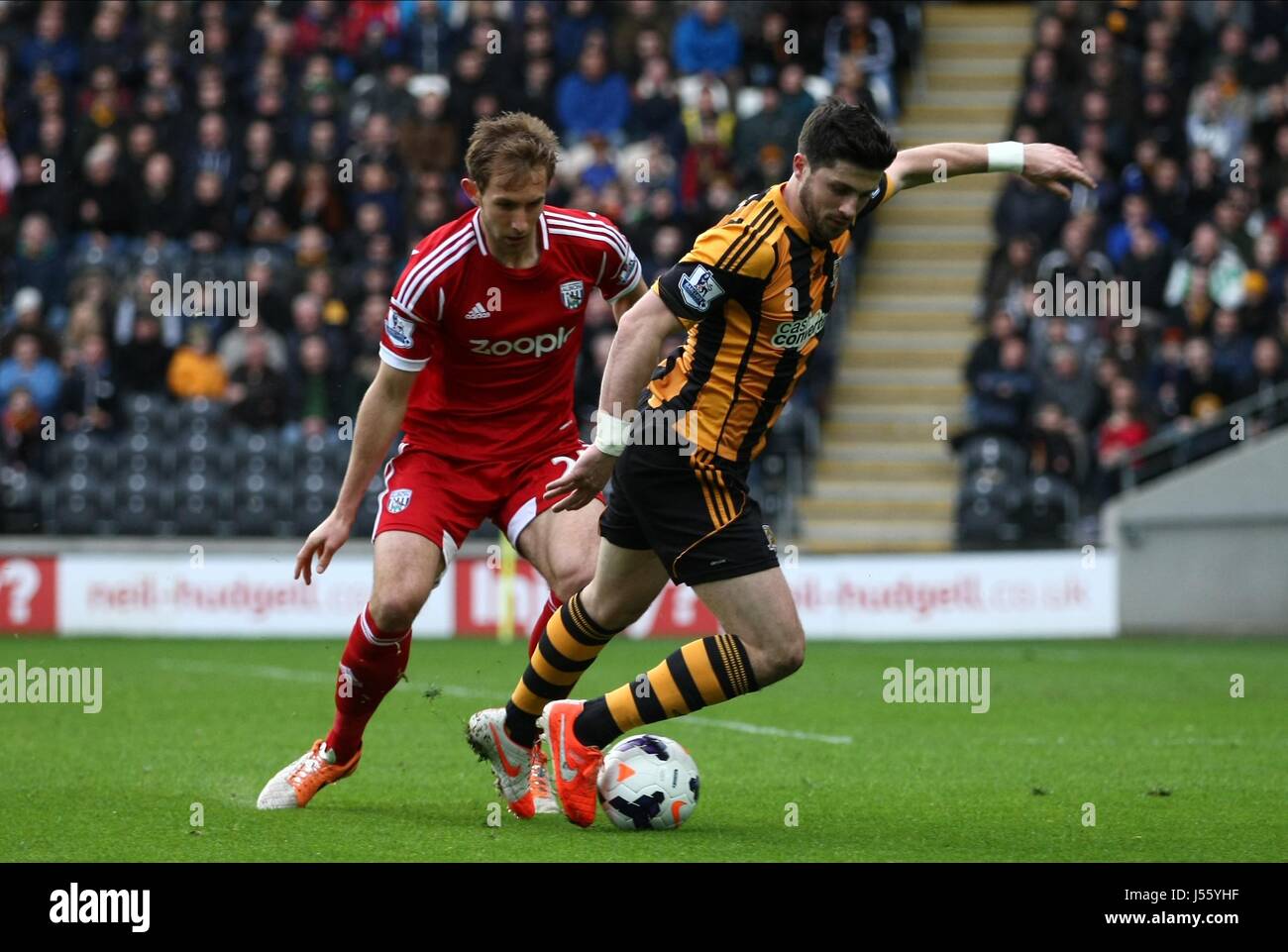 CRAIG DAWSON FOULD SHANE LONG HULL CITY V WEST BROMWICH ALBI KC STADIUM ...