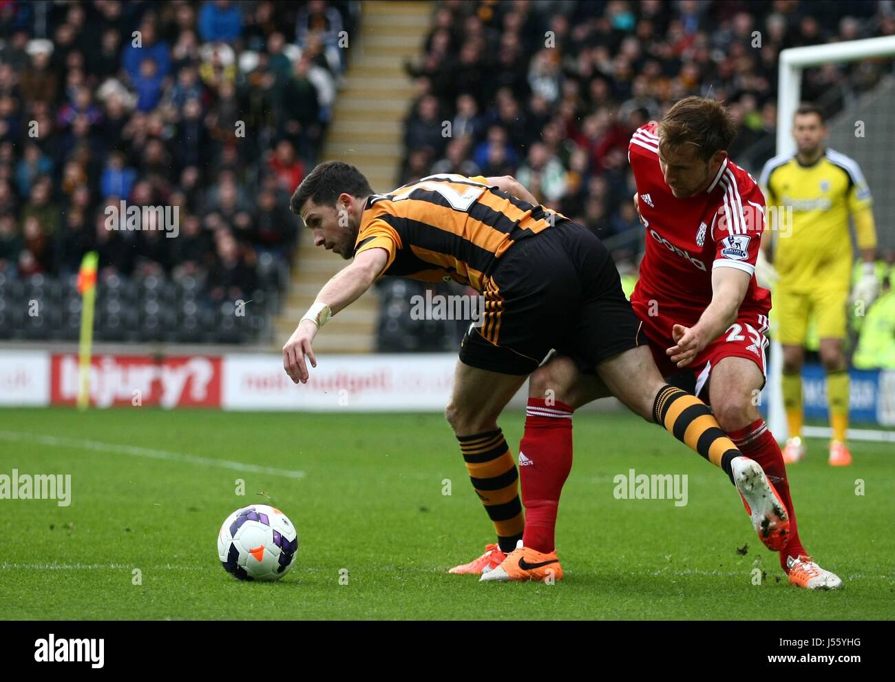 CRAIG DAWSON FOULS SHANE LONG HULL CITY V WEST BROMWICH ALBI KC STADIUM ...