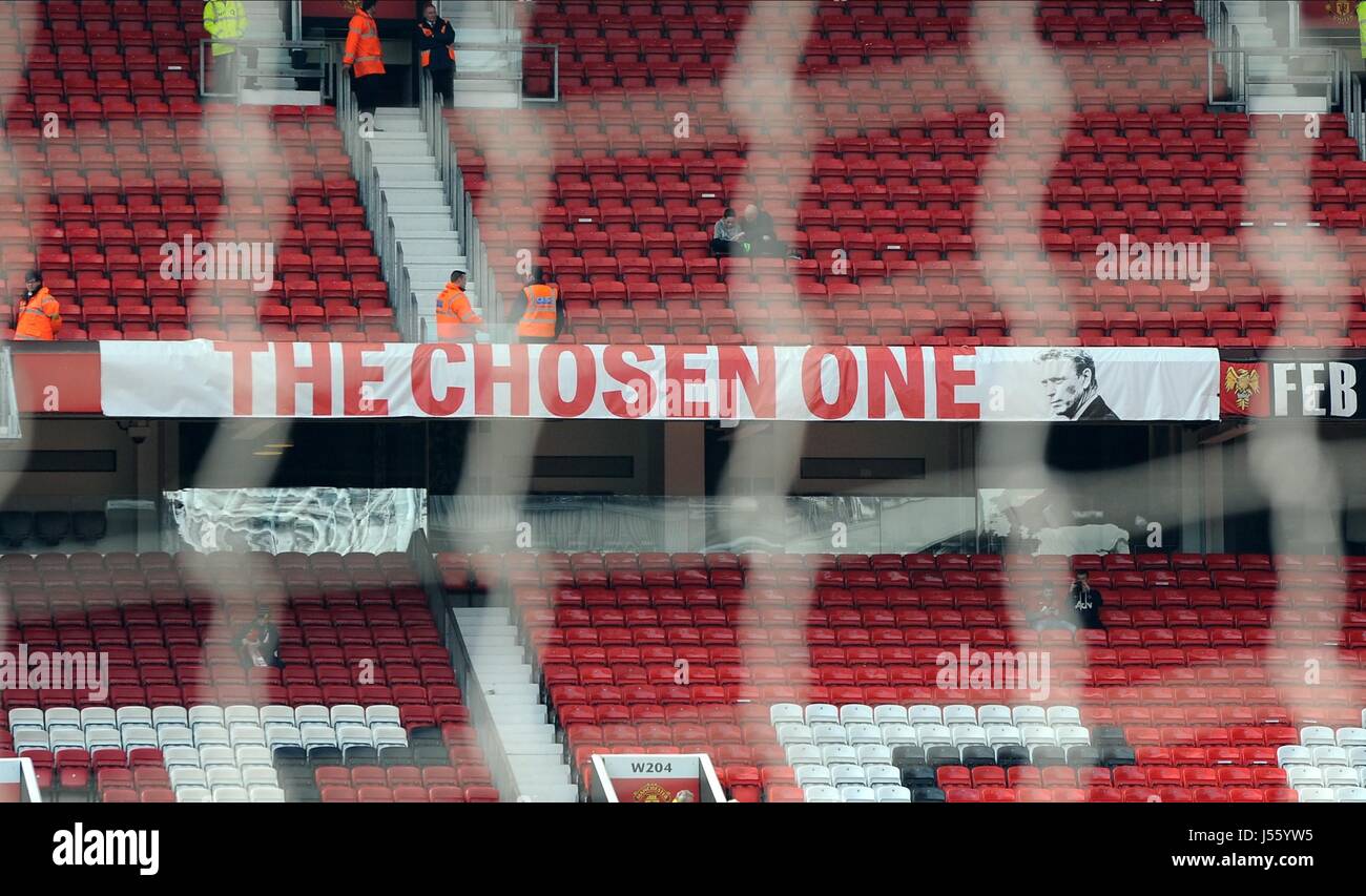 Old trafford banner hi-res stock photography and images - Alamy