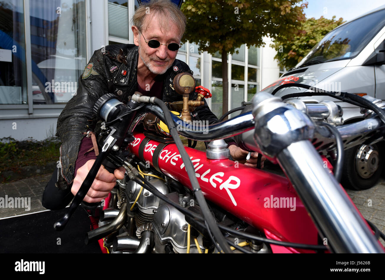 02 18 08 hi-res stock photography and images - Alamy