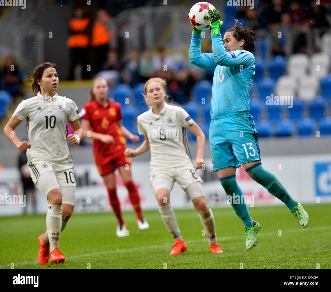From left: Lena Oberdorf and Sjoke Nusken of Germany, and Catalina Coll ...